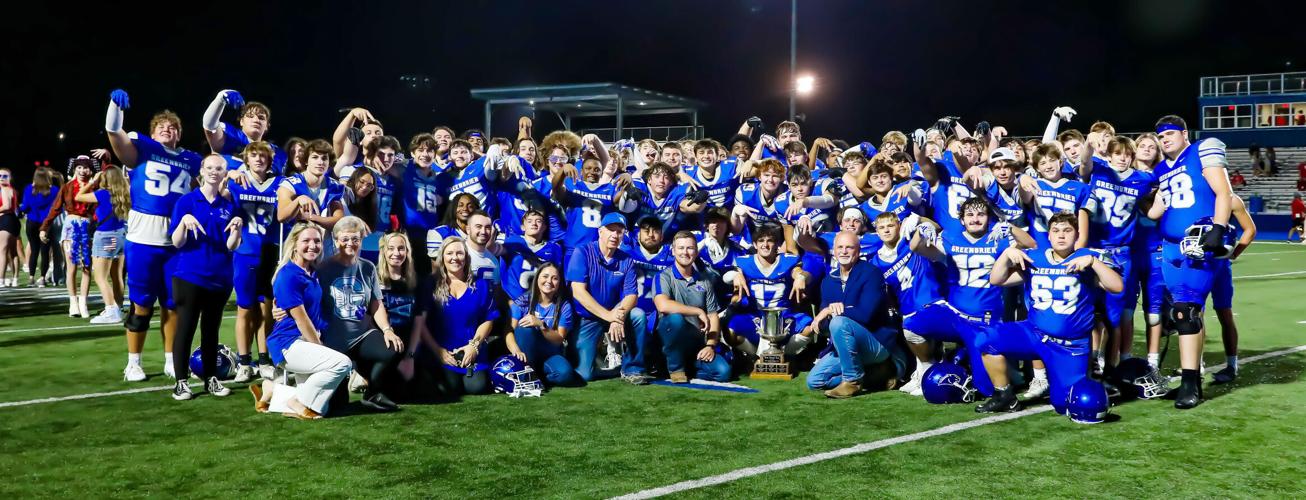 Panthers run past Eagles to win rivalry game | Sports | thecabin.net