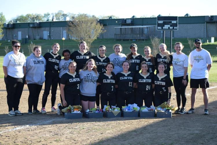 Jackets pound Valley Springs on Senior Day | Vanburen | thecabin.net