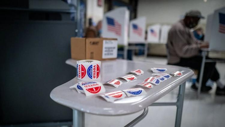 Illinois Quick Hits: Polls close today at 7 p.m. | Illinois ...