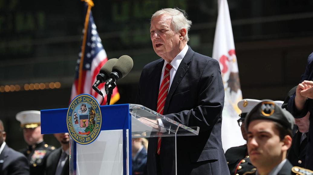 Illinois quick hits: Illinois U.S. senators split on shutdown vote ...