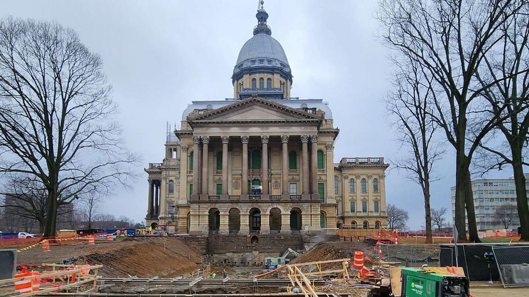 Illinois quick hits: IL gubernatorial primary focus includes taxes ...