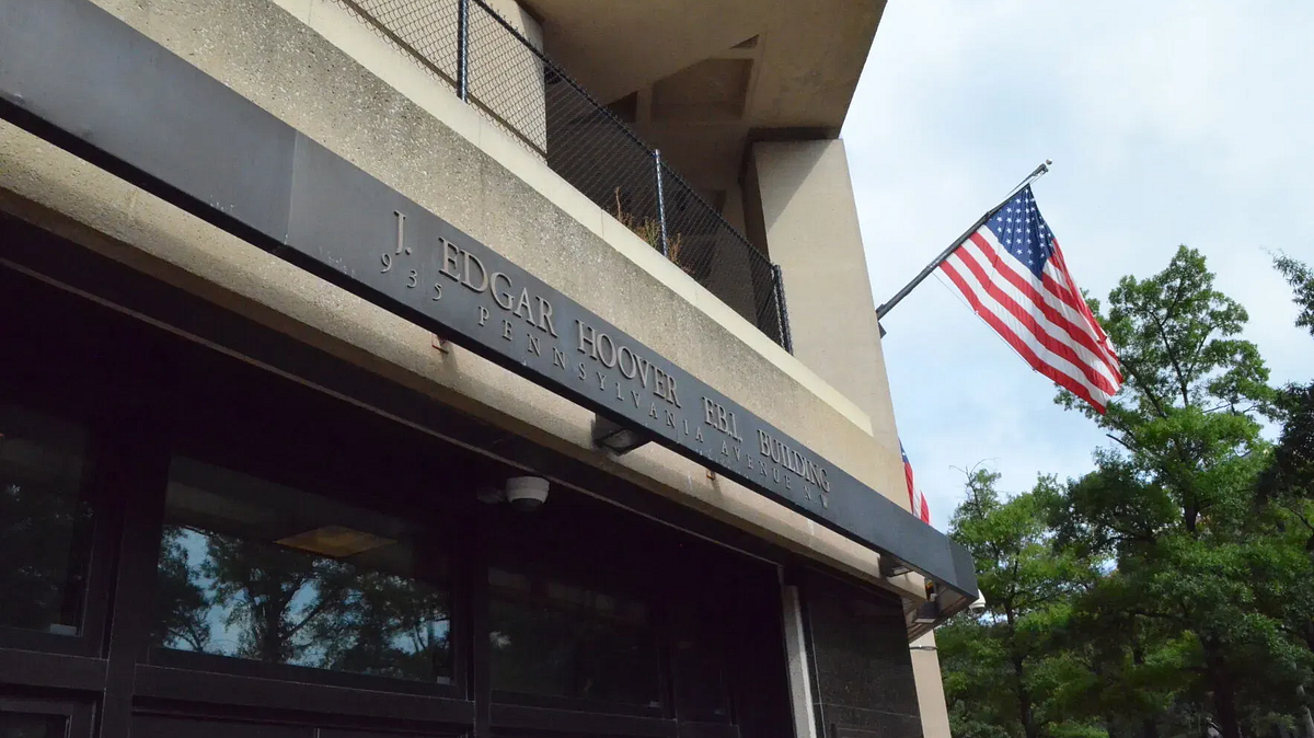 FBI 'Summer Heat' arrests include ‘Most Wanted’ fugitives, gang members ...