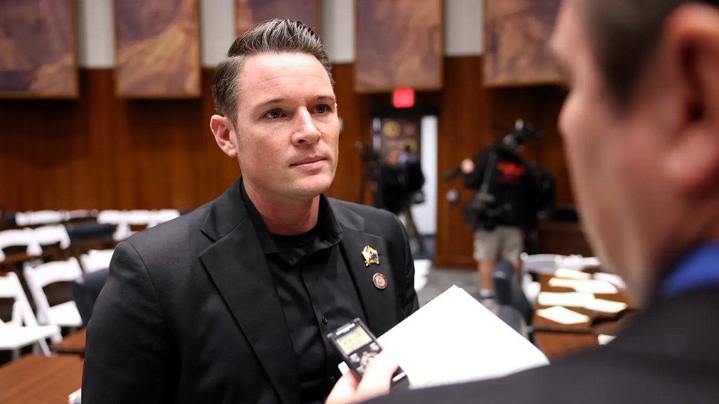 Kupper: Hobbs’ office undermining child, revenge porn bill | Arizona ...