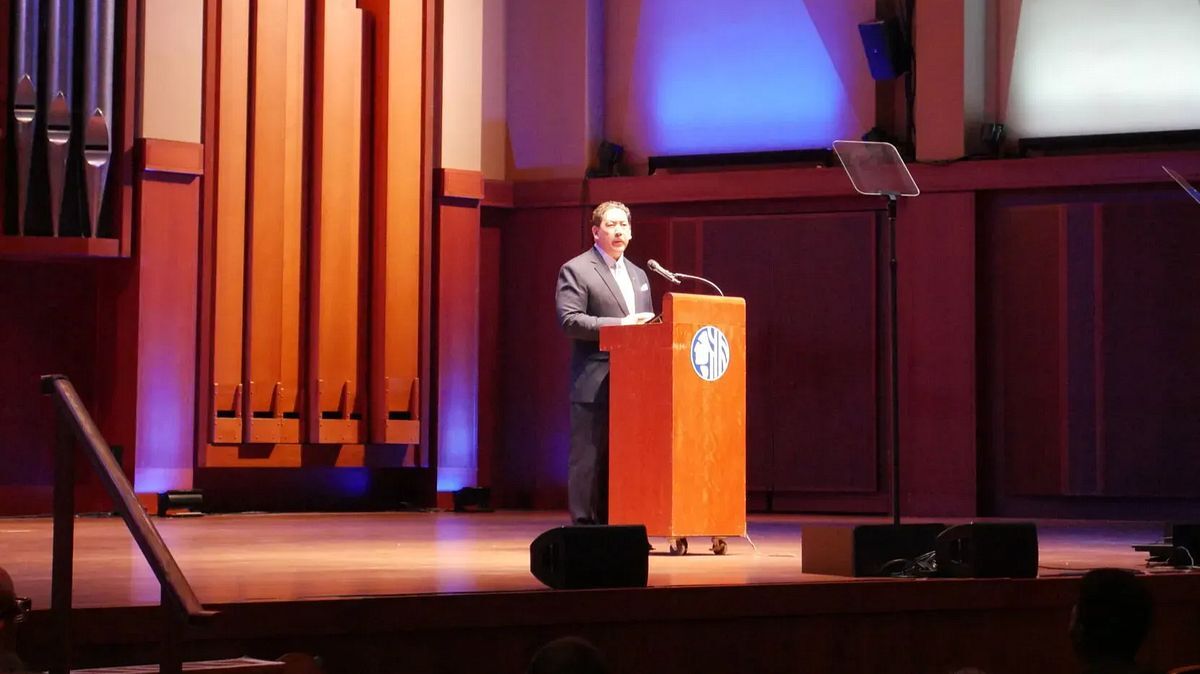 Seattle Mayor Bruce Harrell leads challenger Katie Wilson in close race ...