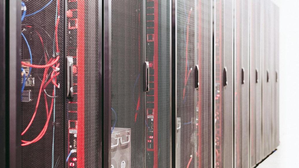 Seattle headed towards ban on large data centers | Washington ...
