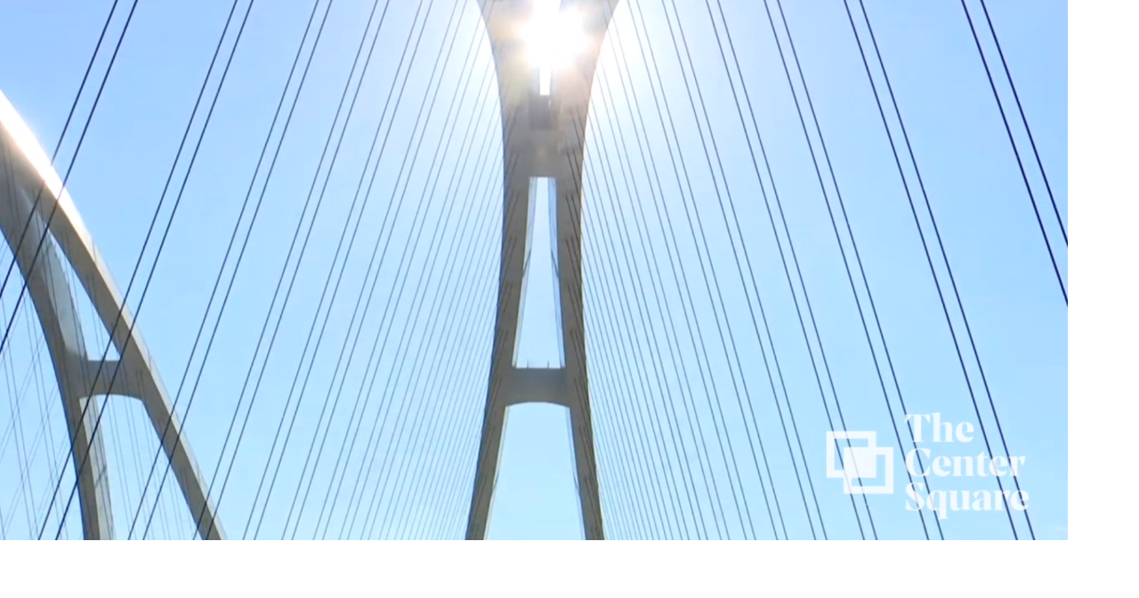 Illinois, Iowa officials unveil completed $1.2 billion bridge in Quad ...