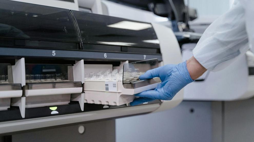Former HHS secretary tied to company that could benefit from CMS ...