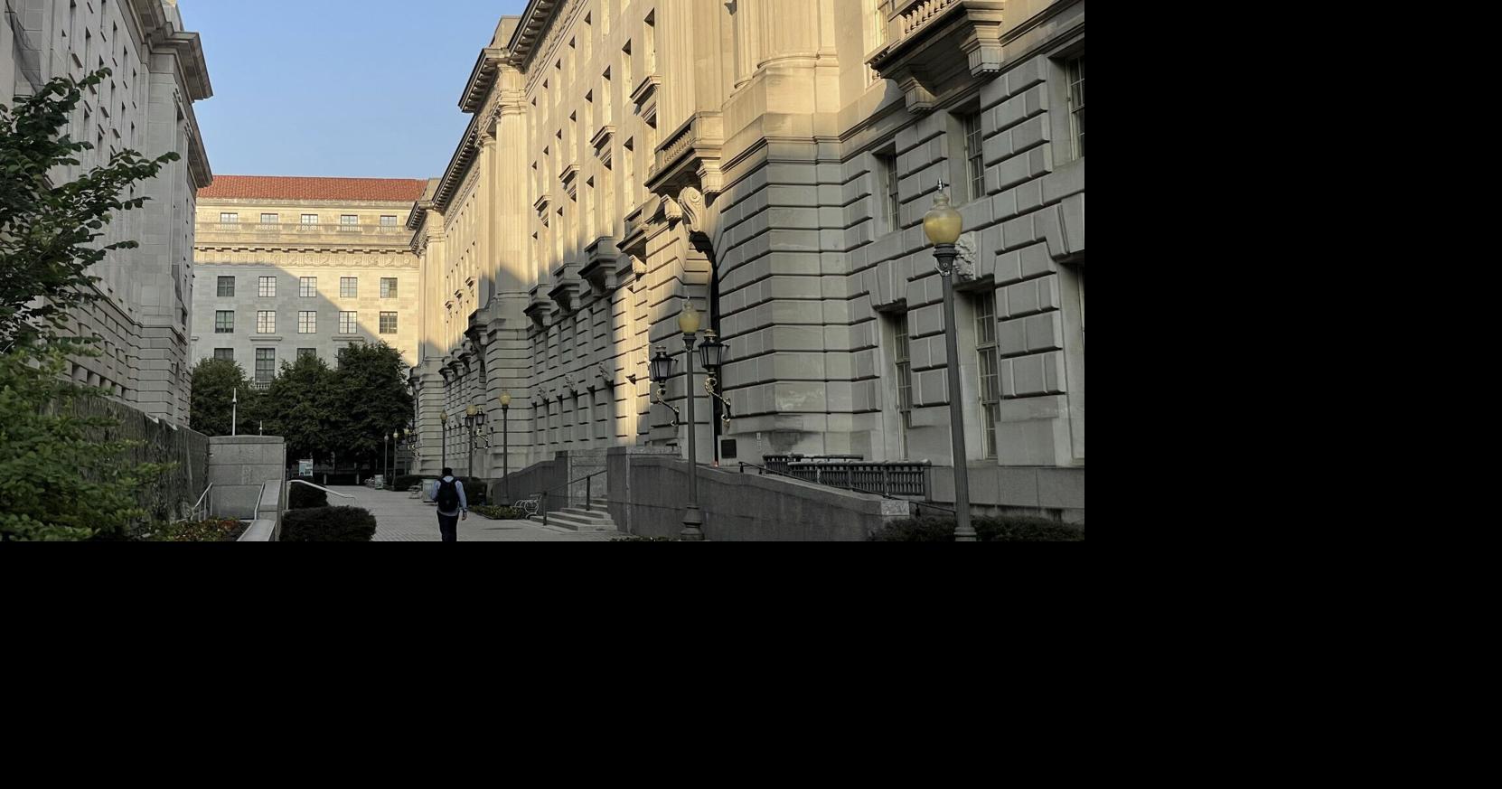 Illinois lawmaker supports EPA rollback; AG opposes | Illinois ...