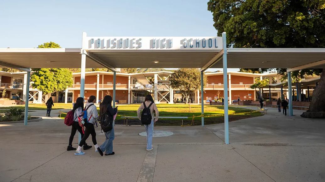 Students return to campus following Palisades Fire | California ...
