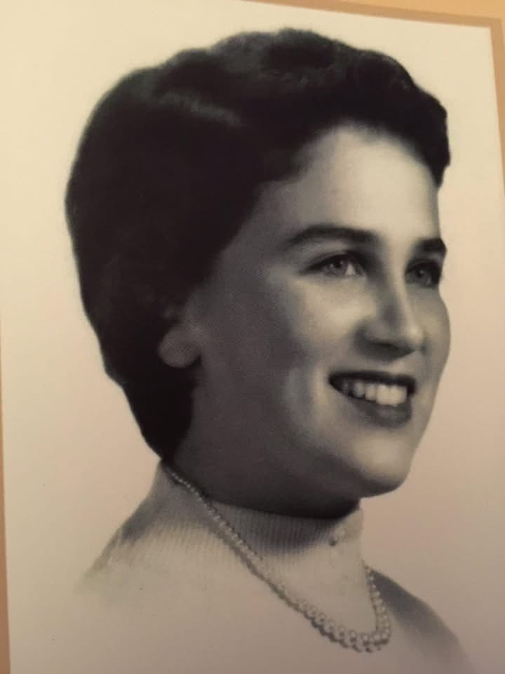 Julie Dawson Lloyd | Obituaries | thecentralvirginian.com