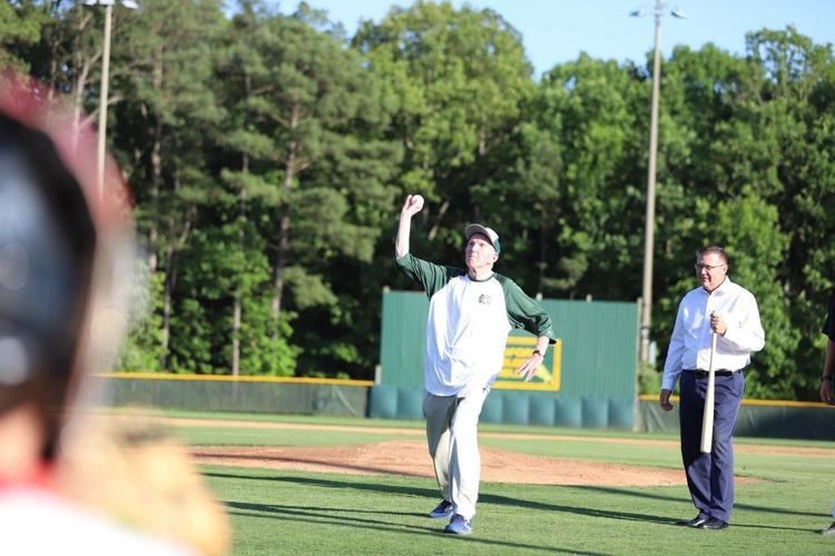 Lions stay red hot | Sports | thecentralvirginian.com