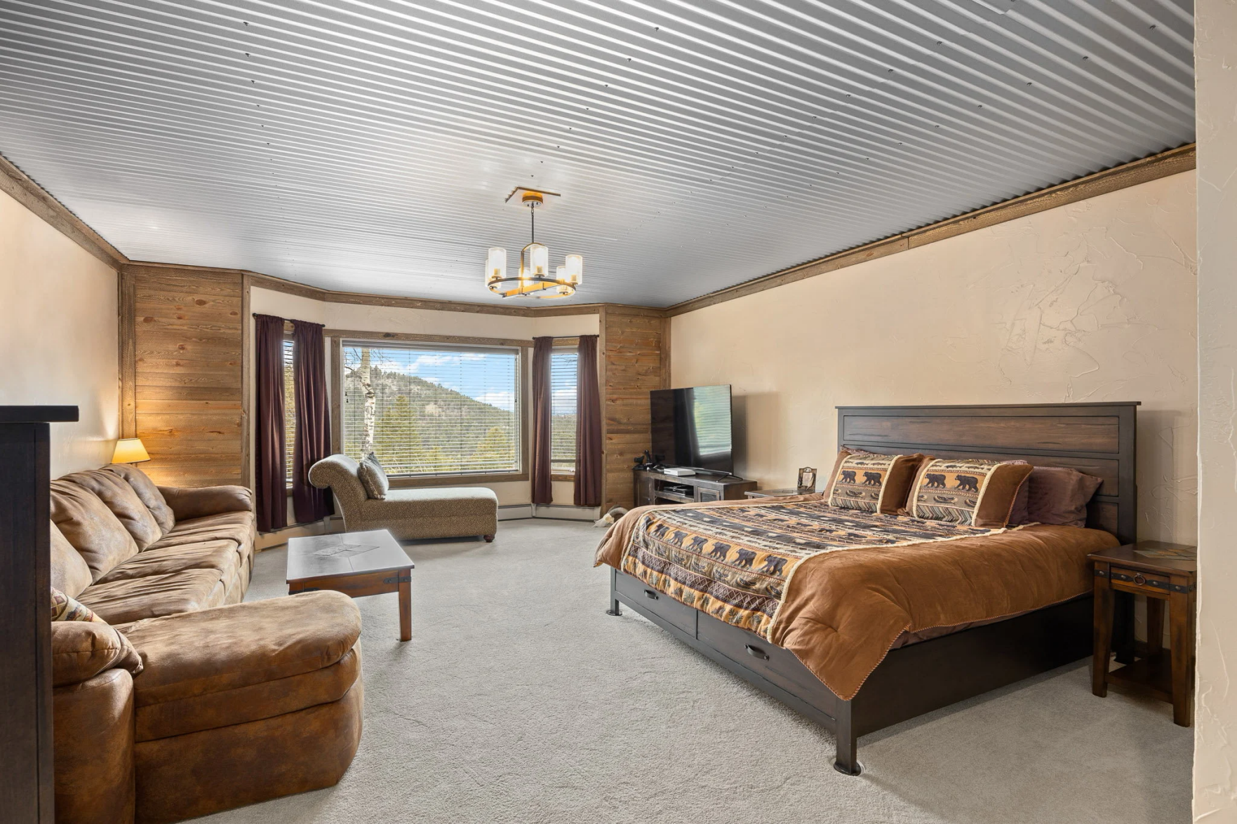 Largest ranch in Denver with own mountain on sale for $5.9 million ...
