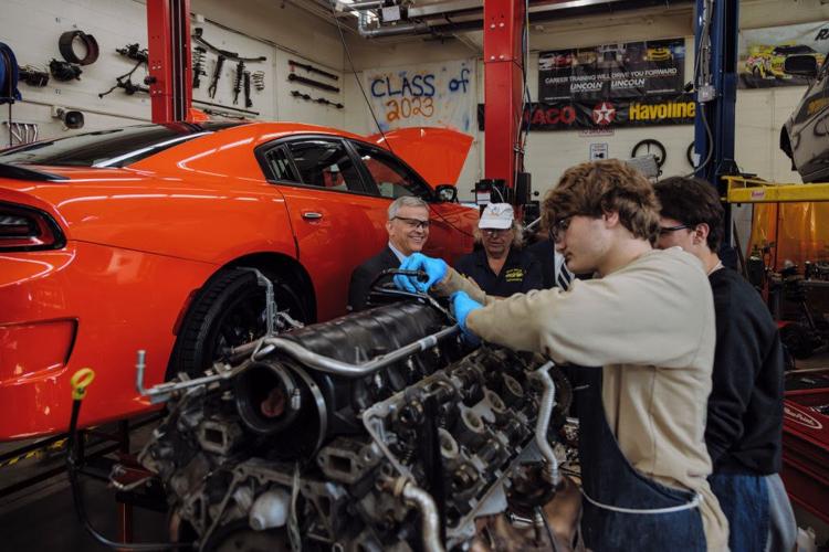 Stein holds teacher roundtable at East Mecklenburg High | Southcltweekly | thecharlotteweekly.com