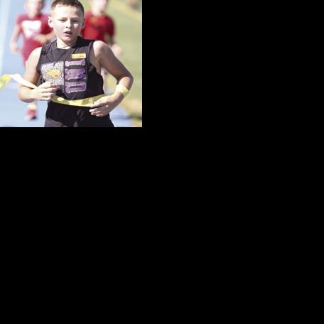 Breaking the tape | Frontpage | theclarionnews.com