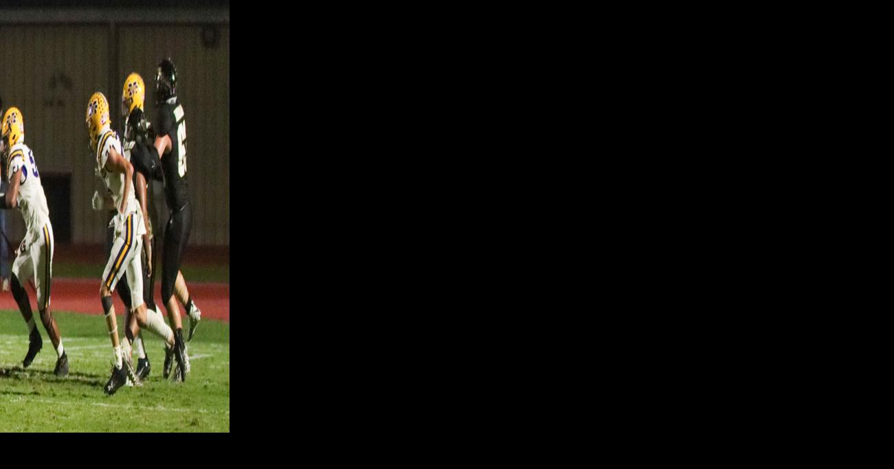 Merkel Badgers at Comanche Indians varsity football photo gallery from ...