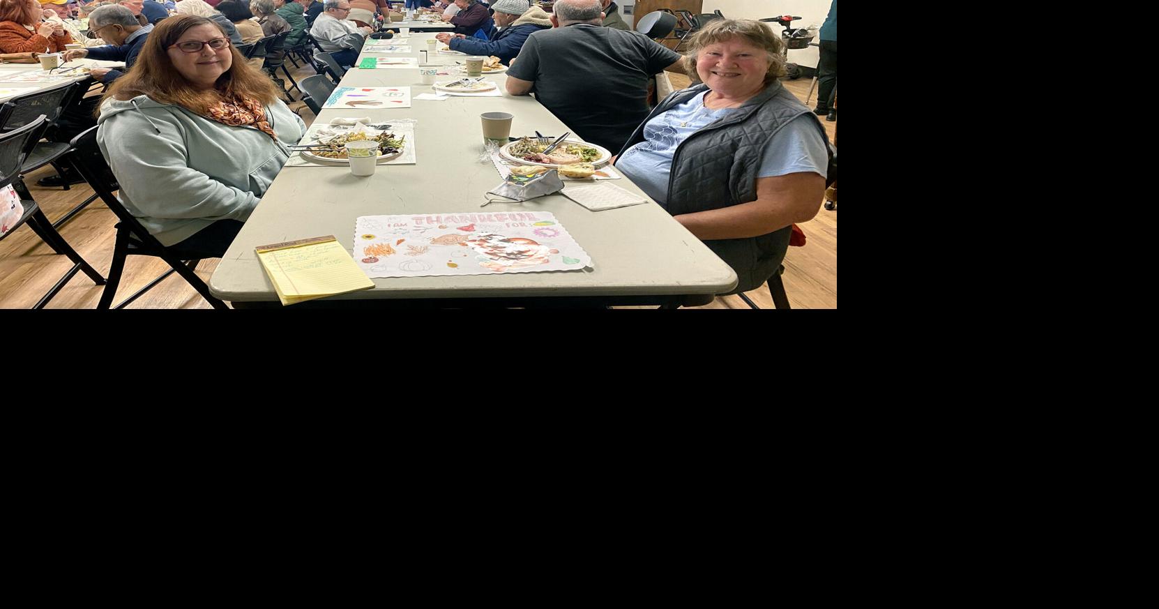 Seniors enjoying Thanksgiving meal at Rohnert Park Senior Center ...