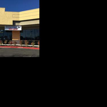 Visit the new Simmer Claw Bar | Arts & Entertainment ...