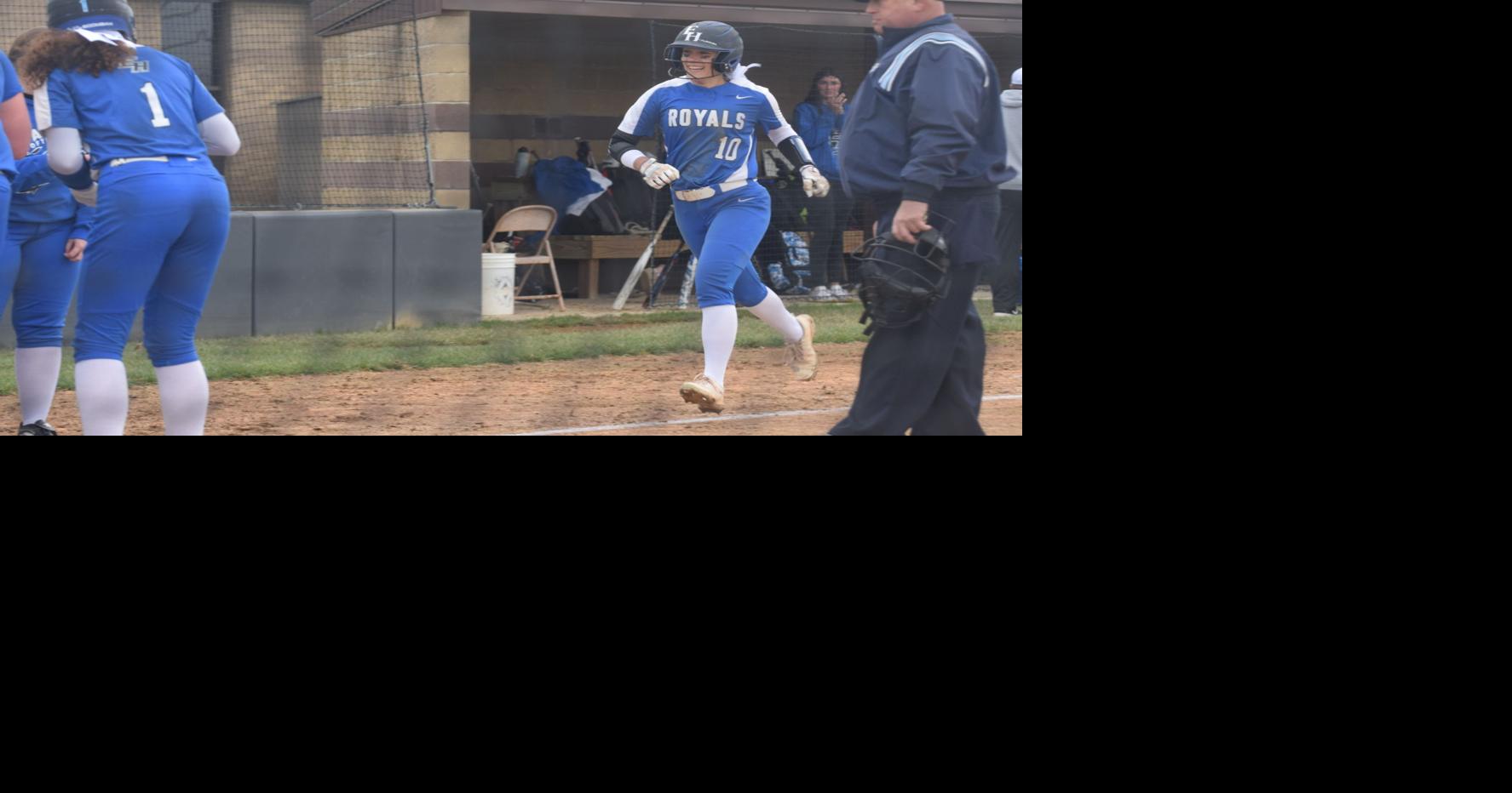 Softball Raiders no-hit by Royals | Sports | thecouriertimes.com