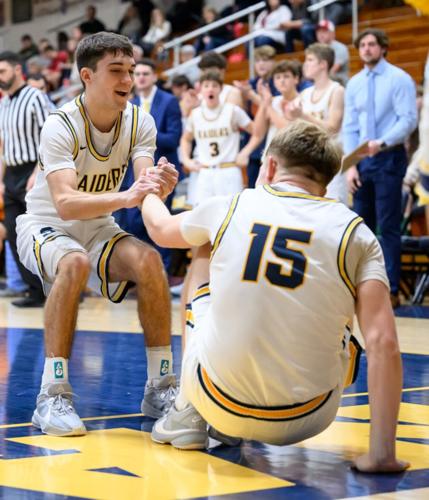 Raiders host their first Christmas Classic | Sports | thecouriertimes.com