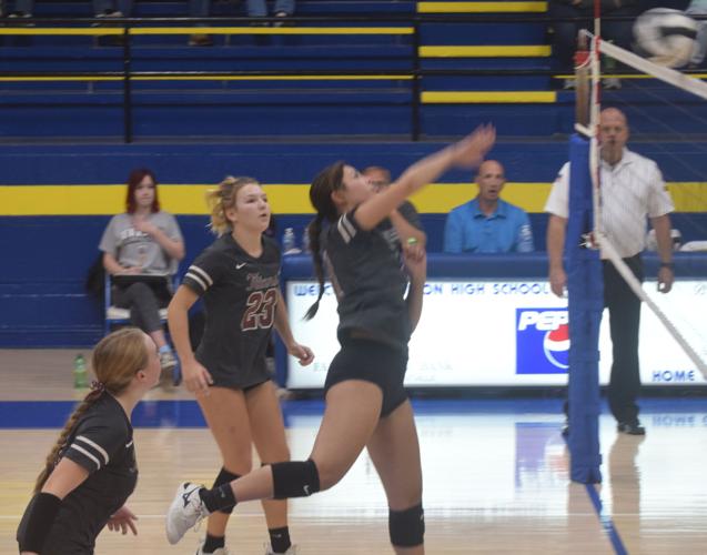 Volleyball Titans sweep past Rebels in Sectional 56 | Sports ...