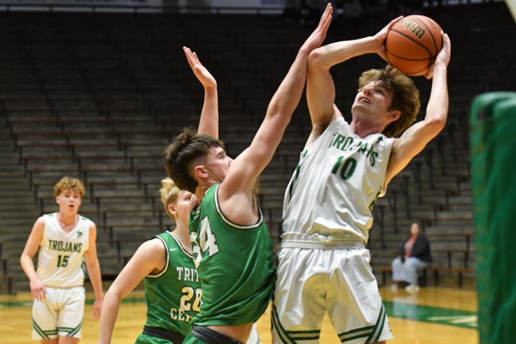 Trojans go 1-1 in New Castle holiday tournament | Sports ...
