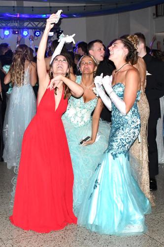 New Castle High School Prom | News | thecouriertimes.com
