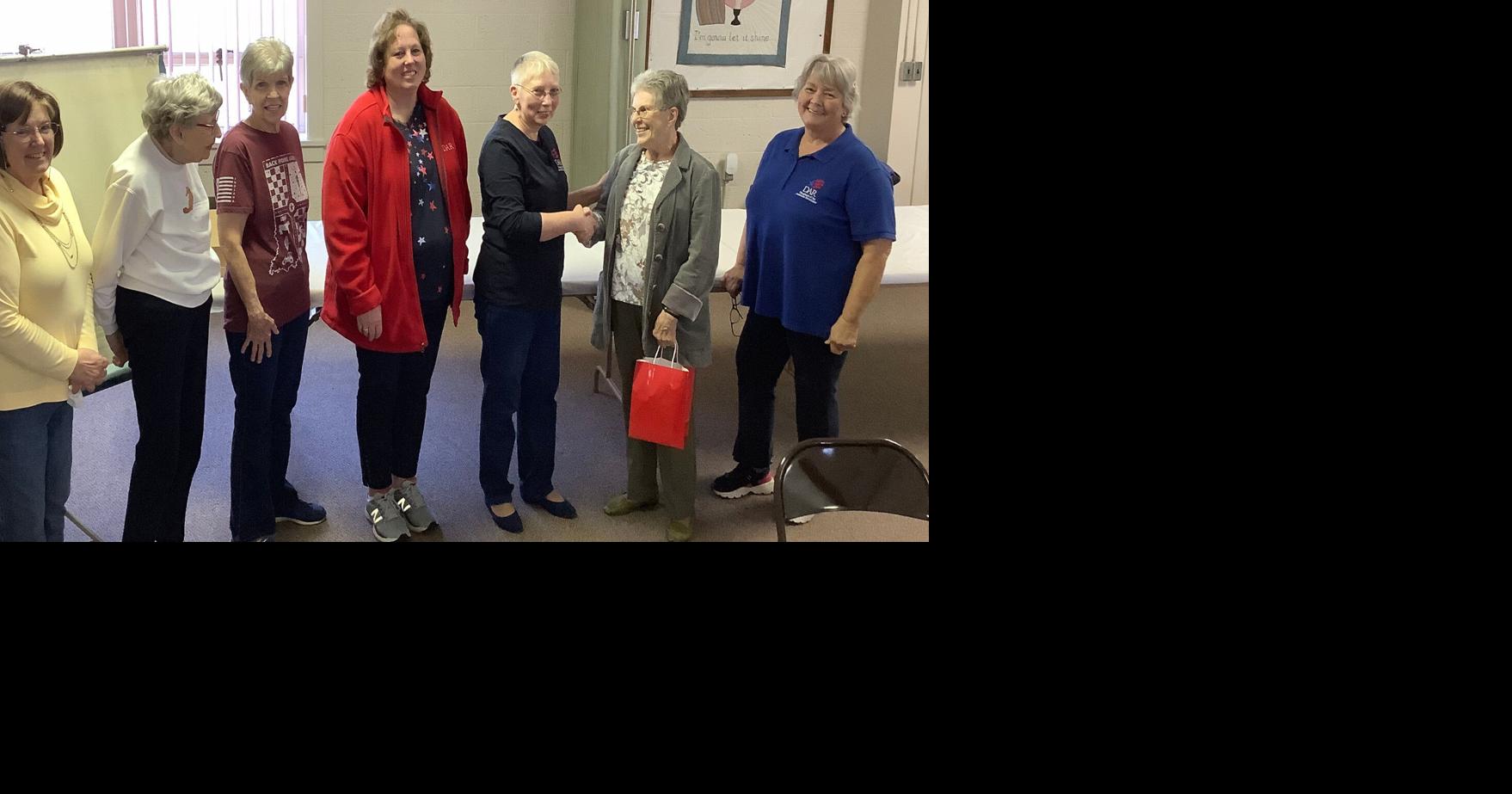 DAR honors KHS history teacher | News | thecouriertimes.com