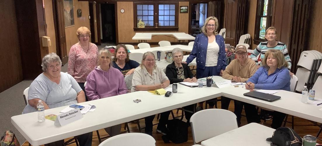 DAR shows appreciation to local librarians | News | thecouriertimes.com