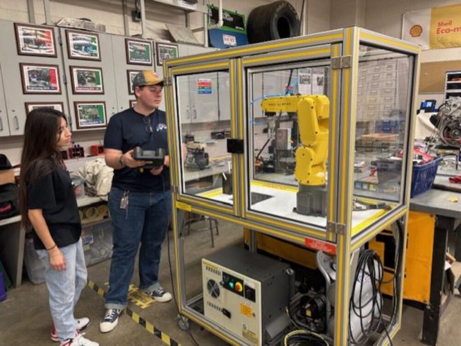 New Castle Career Center receives lathe and robotic trainer | News ...