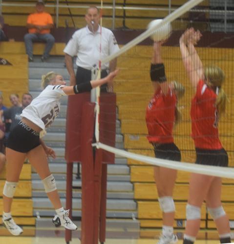 Titans defeat Panthers in volleyball | Sports | thecouriertimes.com