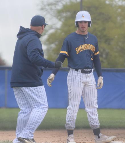Baseball Raiders edge Panthers in 8 innings | Sports | thecouriertimes.com
