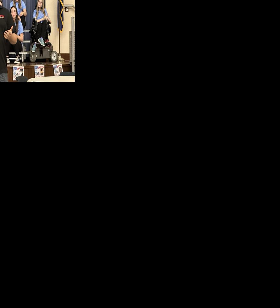 Library hosts 2022 Heroes Tree program | News | thecouriertimes.com