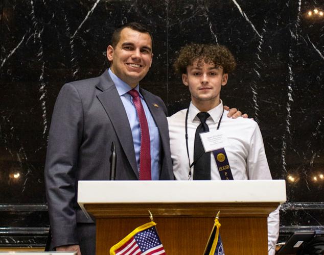 Henry County students serve as House pages | News | thecouriertimes.com
