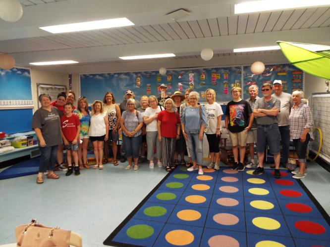 Sunnyside alumni take final walk through school | News ...