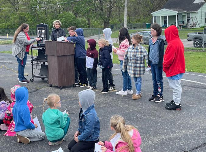 'There's an awful lot of love here today' | News | thecouriertimes.com