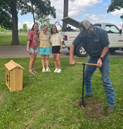 Octagon Club installs new free little library | News | thecouriertimes.com