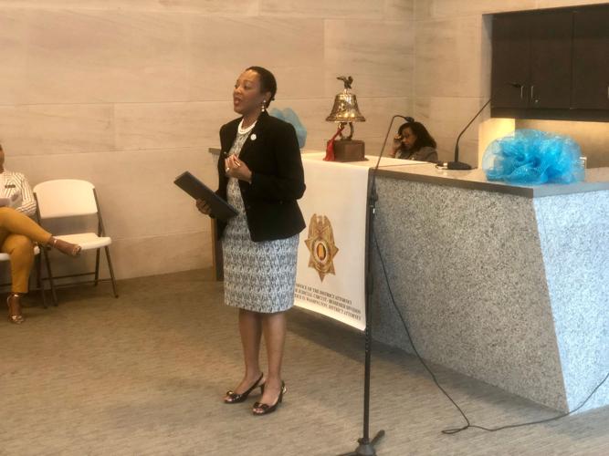 Candlelight Vigil For Victims' of Violent Crimes Held At Jefferson ... Candlelight Vigil For Victims' of Violent Crimes Held At Jefferson ...
