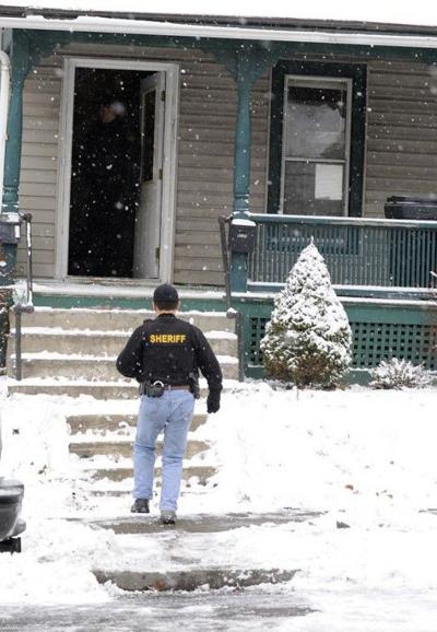 UPDATE: Five in custody after meth lab raid | News | thedailynewsonline.com