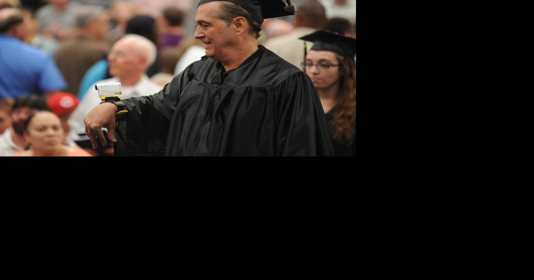 GCC_Graduation_117.JPG | | thedailynewsonline.com