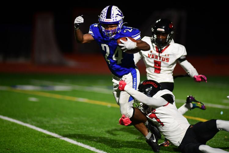 H.S. FOOTBALL: Batavia remains undefeated with victory over Vertus ...