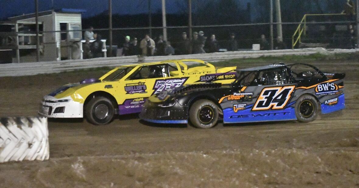 GENESEE SPEEDWAY: DeWitt takes unconventional route to Victory lane ...