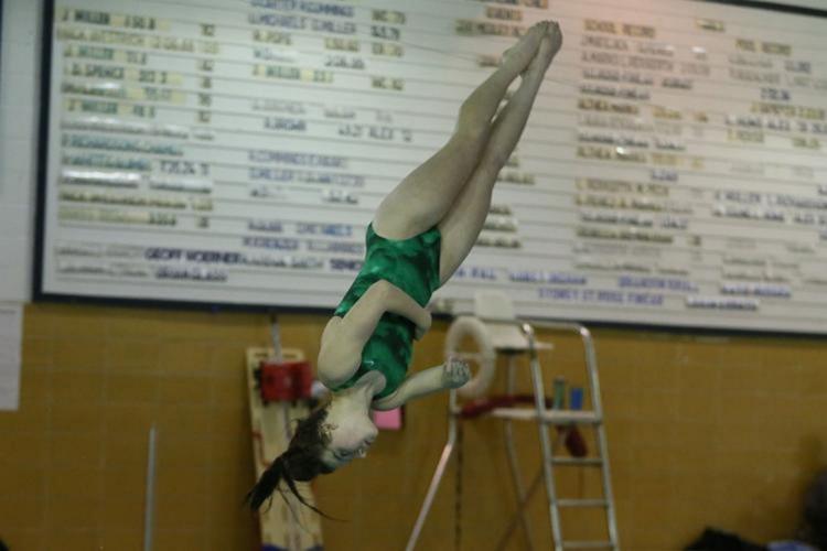 SENIOR PROFILE: Alexander’s Lowe headed to Roberts Wesleyan for track ...