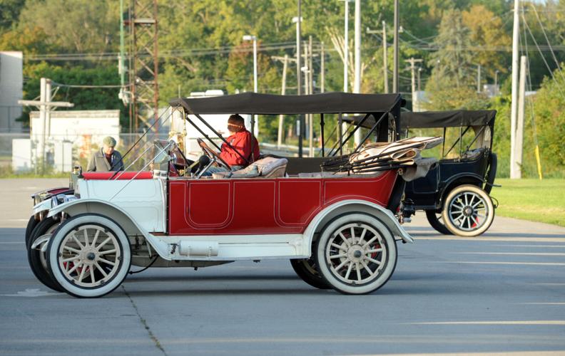 (WATCH) Out for a drive: Antique cars descend on GLOW region | Top ...