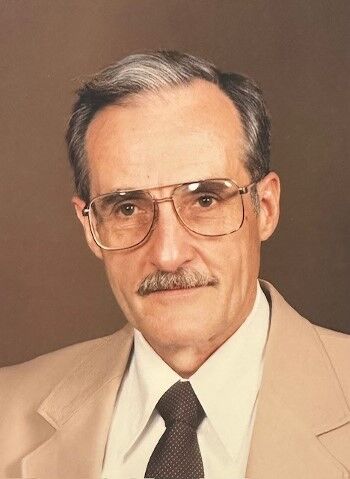 William A. Gick | Obituaries | thedailynewsonline.com