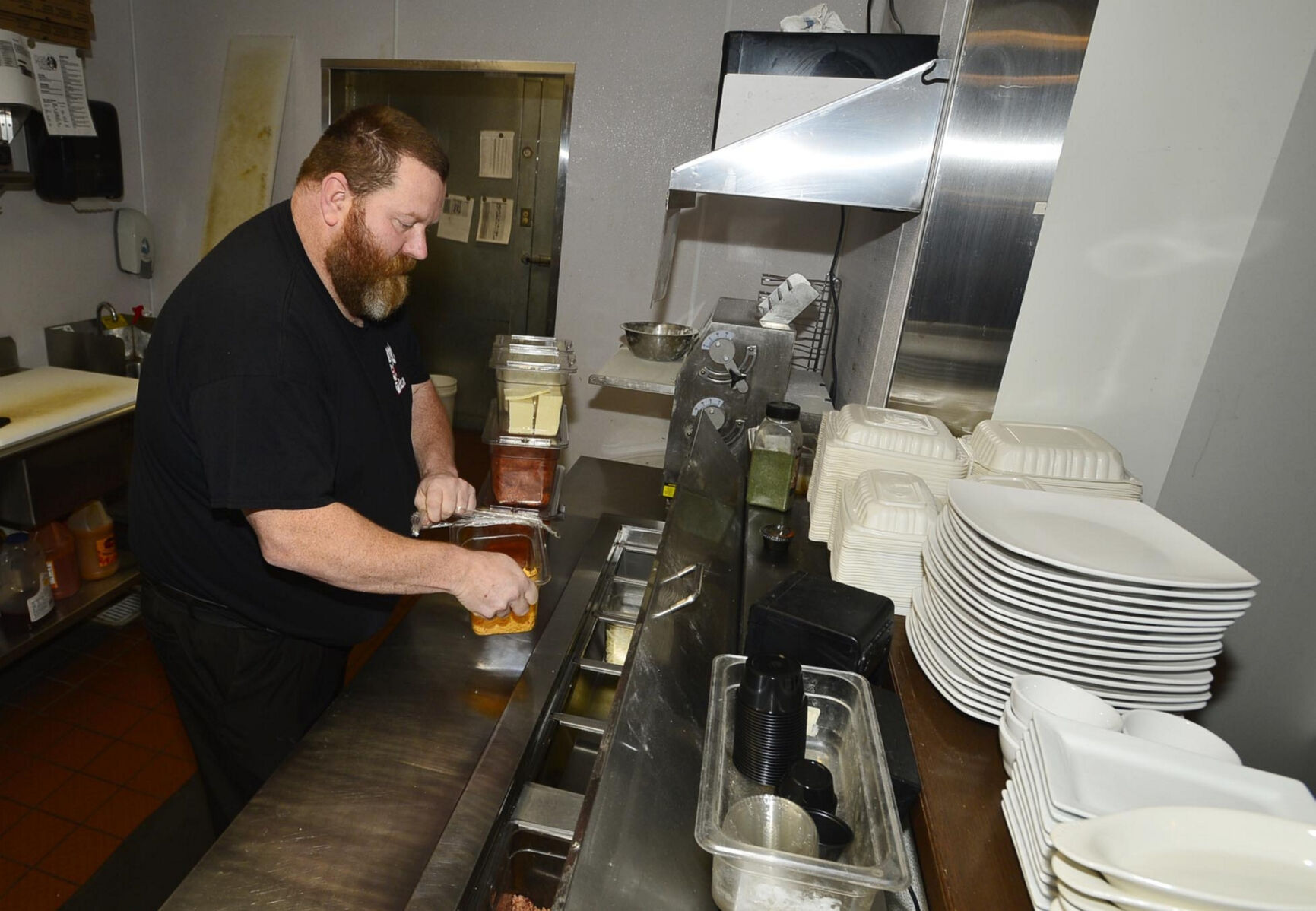 Weathering the challenge: Area restaurants say job market improving ...