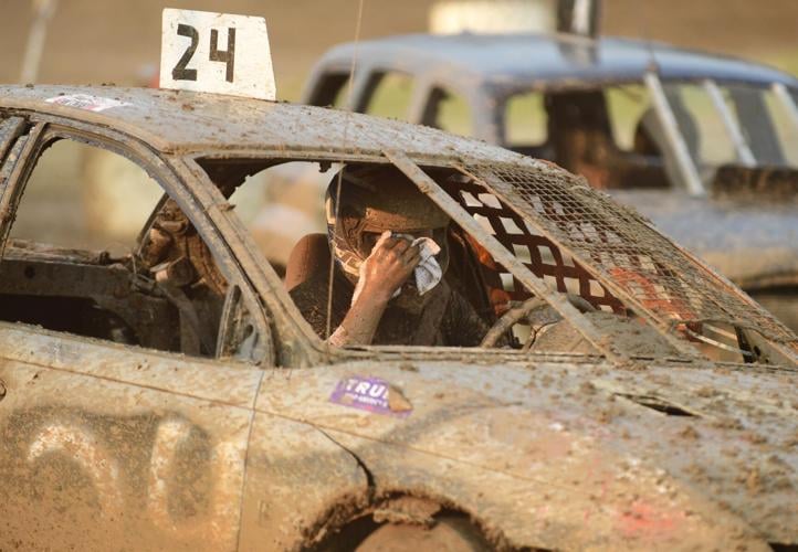 PHOTOS: Mud and dust at the fair Enduro race | News ...