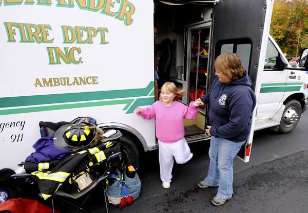 PHOTOS — Fire Prevention Week in Alexander | News | thedailynewsonline.com