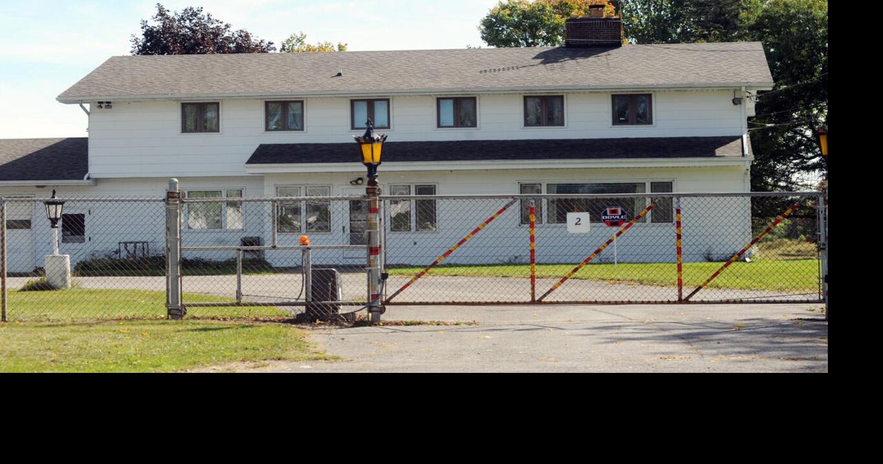 Male arrested when FBI serves warrants in Batavia | Top Story ...