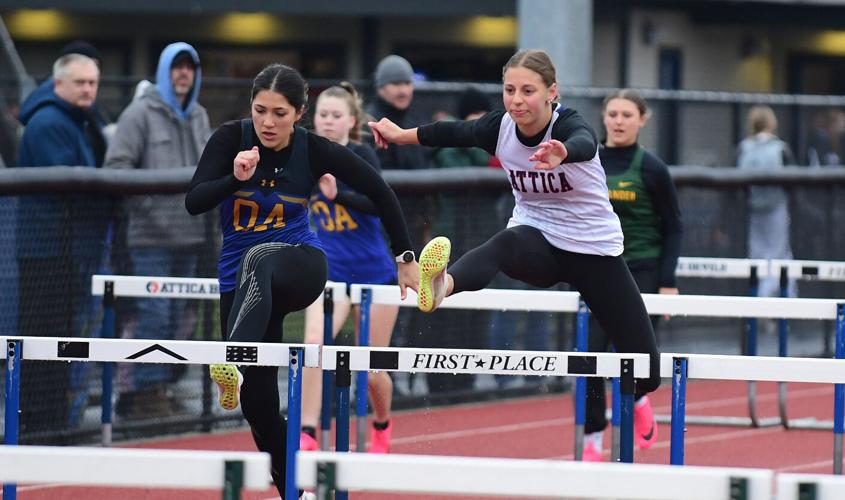 H.S. TRACK AND FIELD: Muntz, Luft, DelPriore lift O-A/E past ND ...