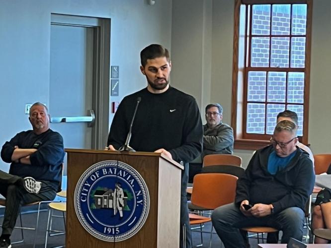 Business owners near city PD project site frustrated by lack of parking ...